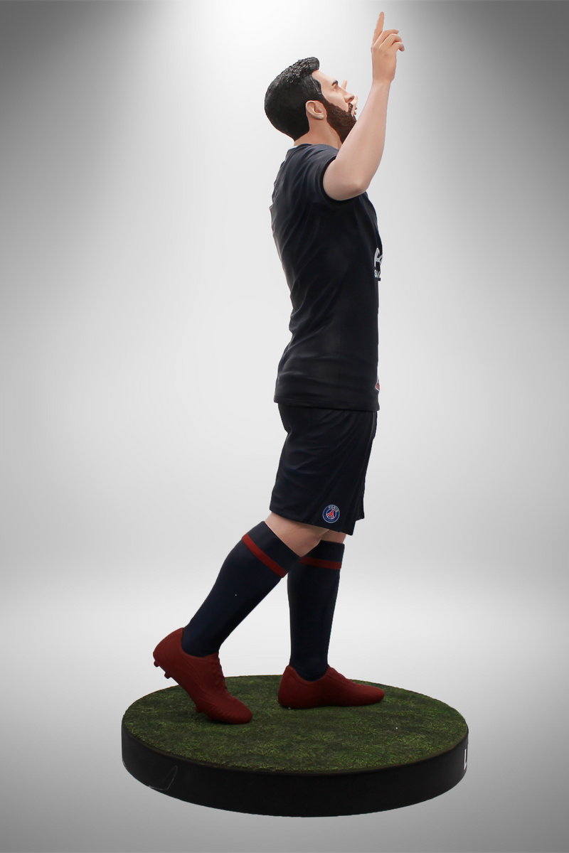 Lionel Messi - Official PSG - Football's Finest 60cm Resin Statue ...